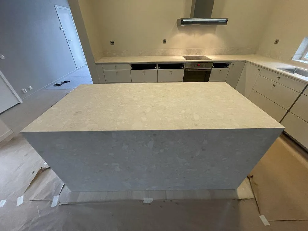 Köksbänkskiva i Dekton Ava, Åkarp | Genomfört projekt | Stenskivor.se ...